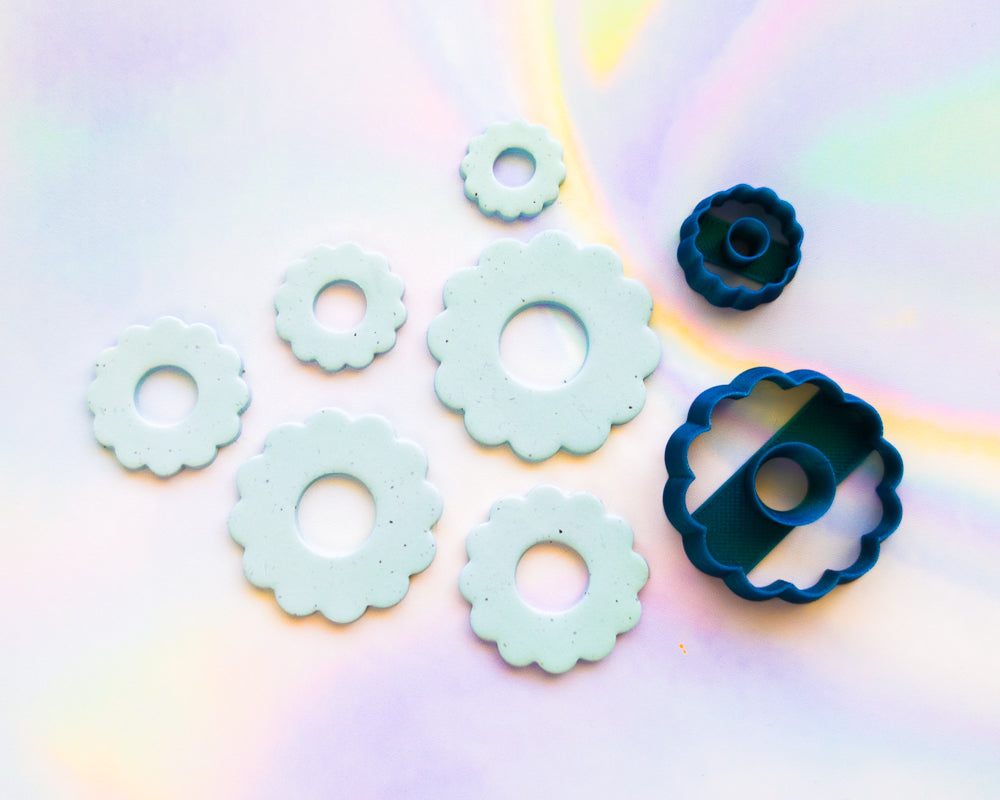Frilled Flower [Donut] Cutters – Blackbird and Violet
